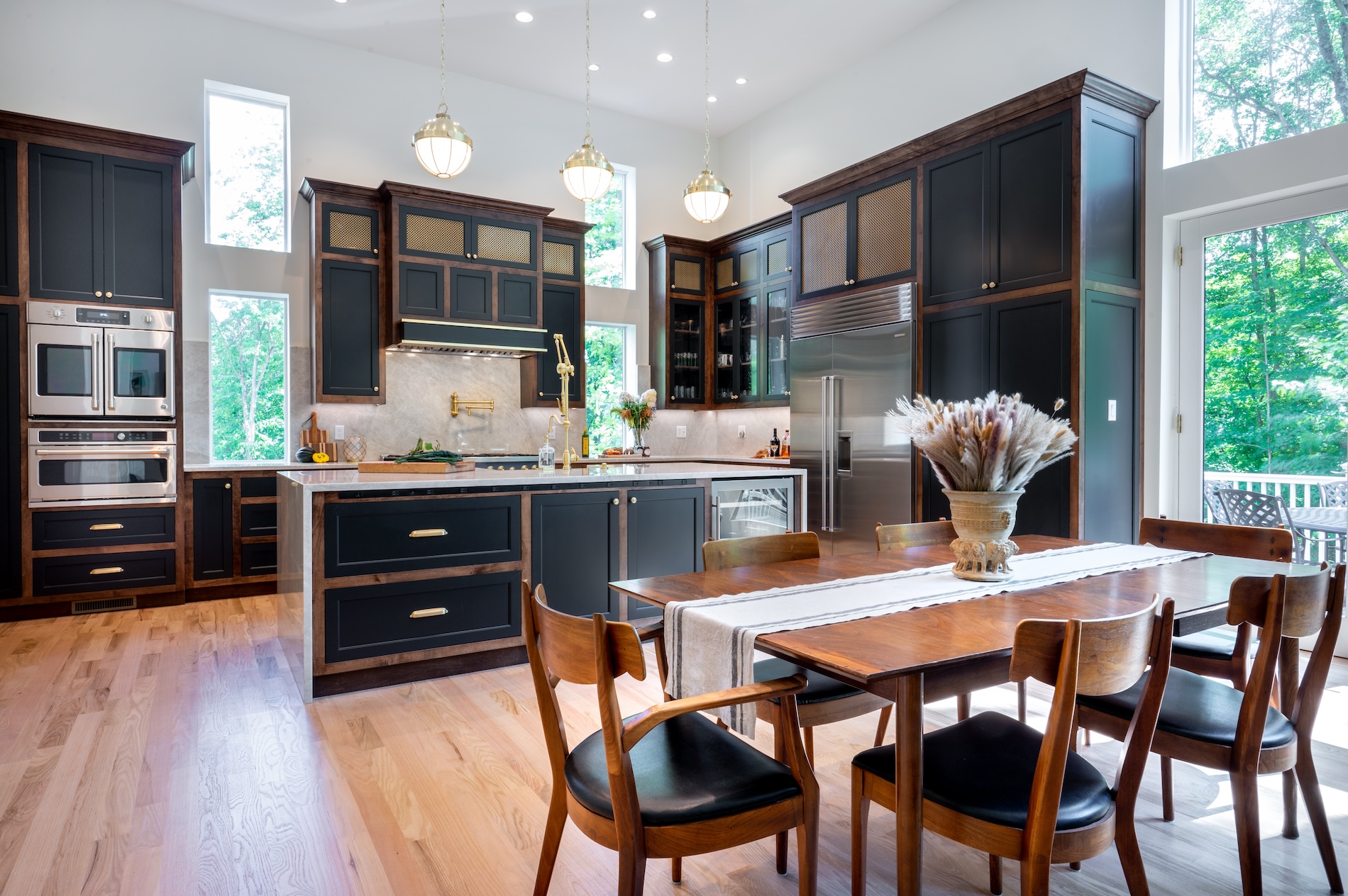 Woodbridge CT Kitchen Design • Design by the Jonathans